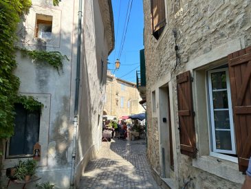 Visiter Bize-Minervois : Village authentique du Minervois